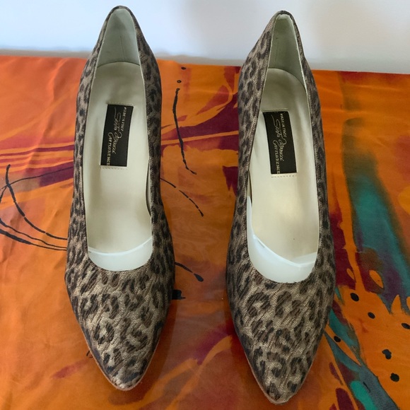 Sesto Meucci | Shoes | Sesto Meucci Animal Print Heels Slightly Worn ...